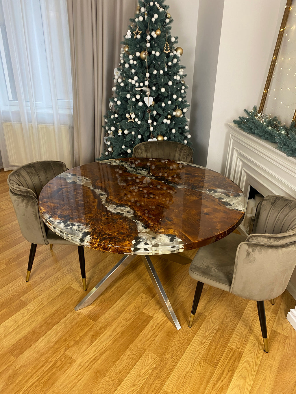 River Rock Epoxy Table – ThunderWood Studio